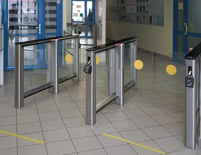 ST-01 Speed gate with built-in card capture reader | PERCo